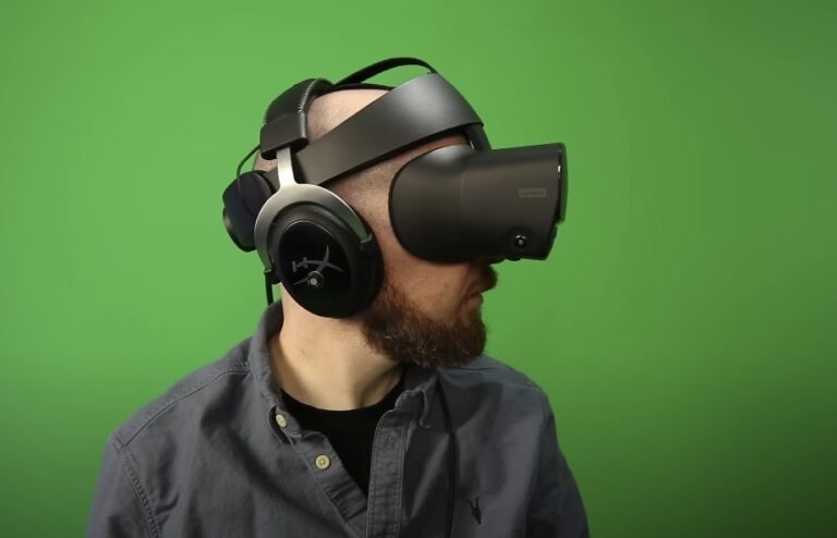 When Did VR Become Popular? Key Milestones and Breakthroughs Uncovered