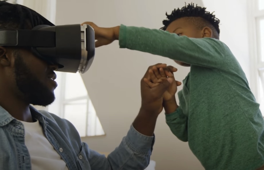 When Did VR Become Popular? Key Milestones and Breakthroughs Uncovered